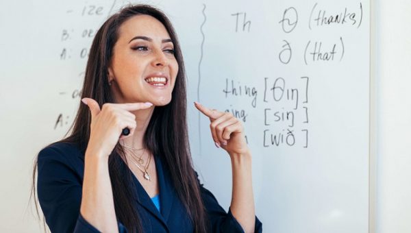 10 Best Books for Improving Your English Pronunciation